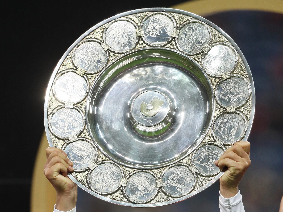 スポルティーバ バレーボール男子日本代表特集号 7月17日発売 | web Sportiva (スポルティーバ)